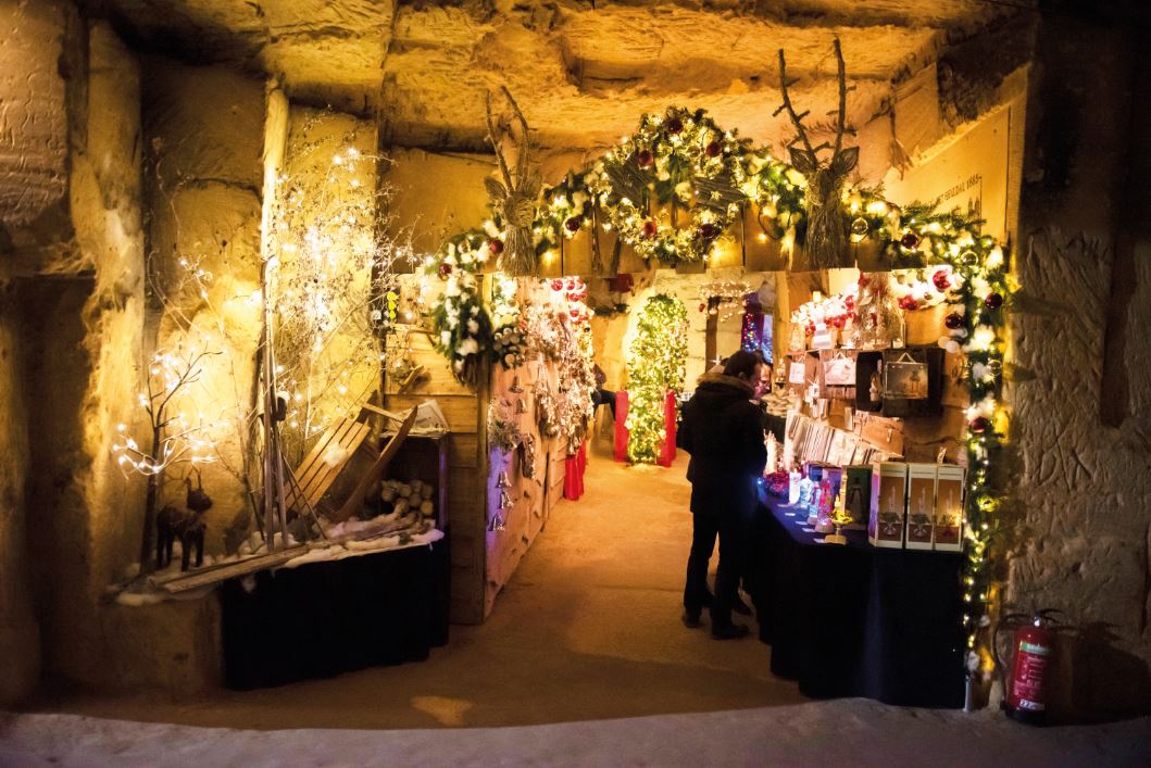 Christmas Market Municipal Cave